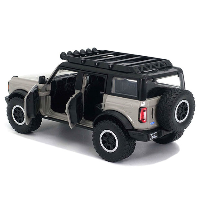 Just Trucks 2021 Ford Bronco 4x4 1:24 Scale Diecast Model Grey by Jada ...